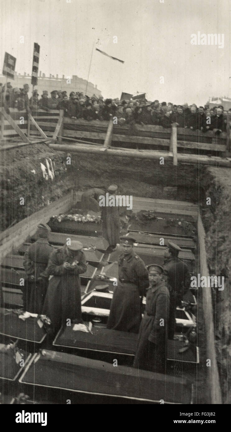 FEBRUARY REVOLUTION, 1917. /nVictims of the March Revolution being ...