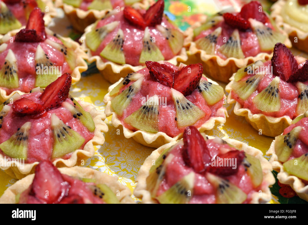 Summer pudding plate hi-res stock photography and images - Alamy