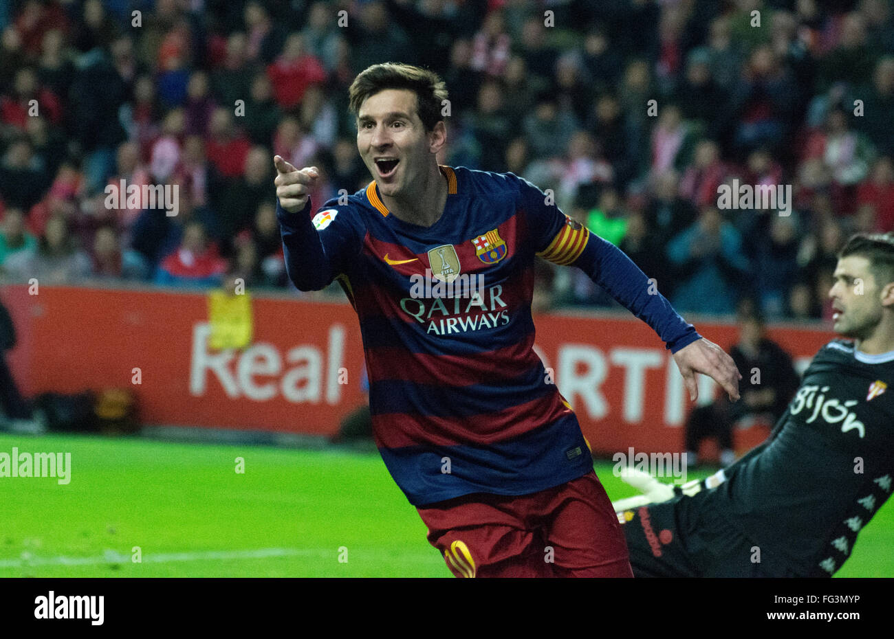 Lionel messi 2016 hi-res stock photography and images - Alamy