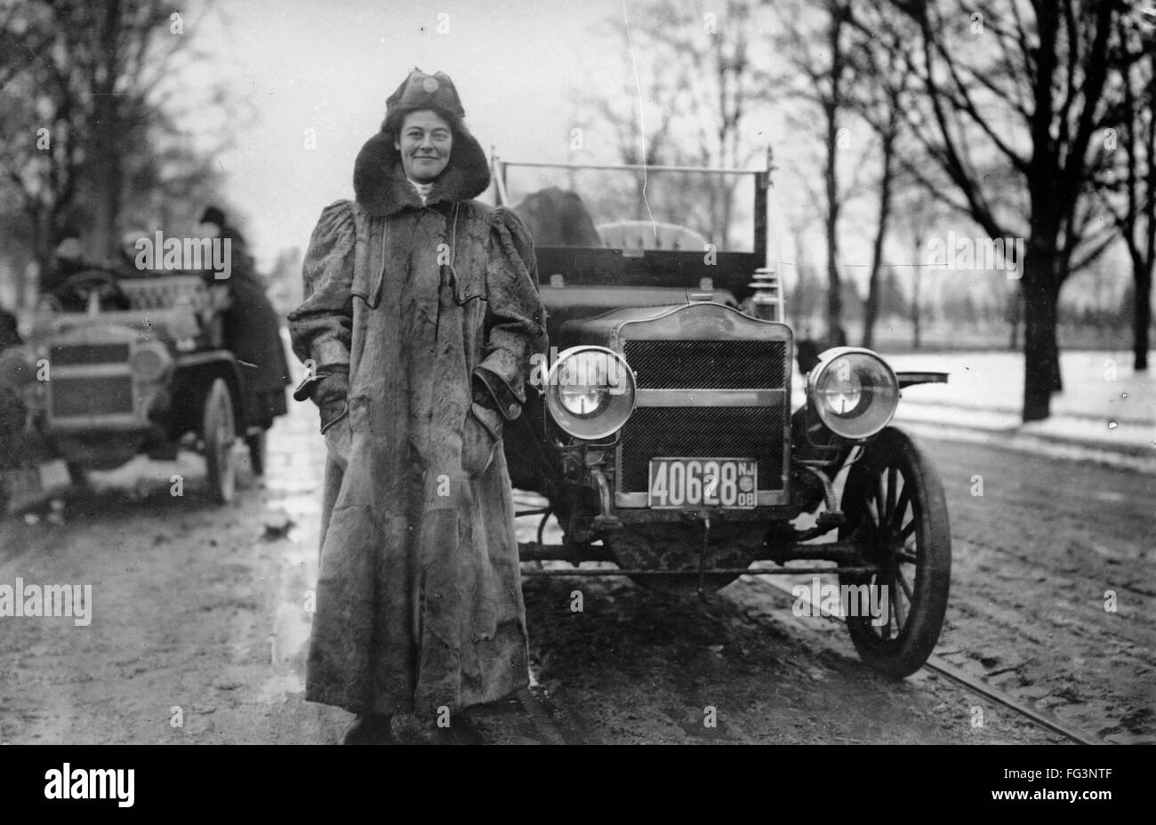 ALICE HUYLER RAMSEY /n(1886-1983). American car driver. Photograph ...