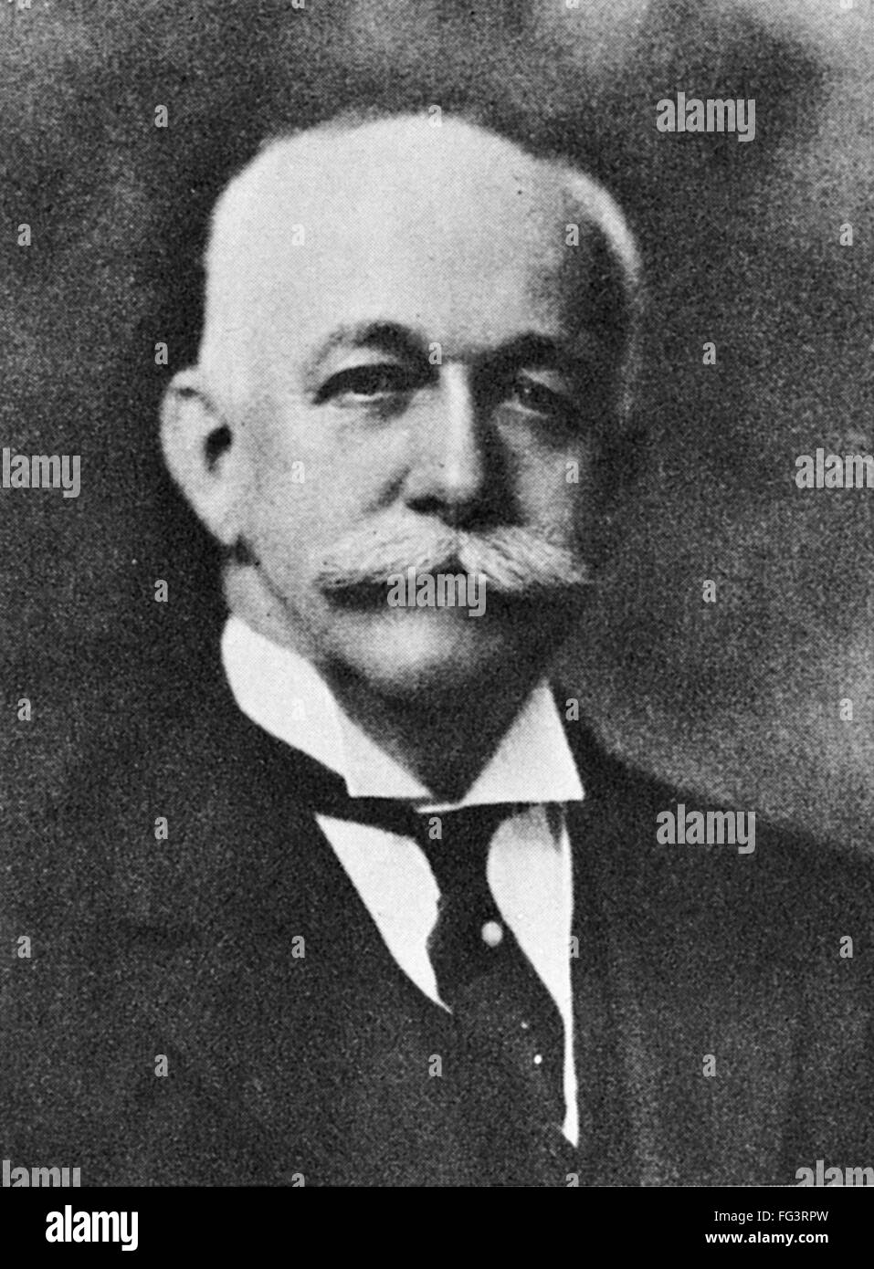 HENRY EDWARDS HUNTINGTON /n(1850-1927). American railroad magnate and ...