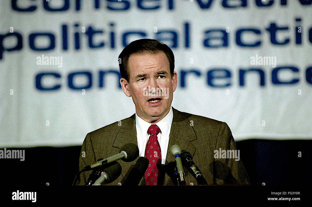 Washington, DC., USA, 19th February, 1992 Pat Buchanan addresses the ...
