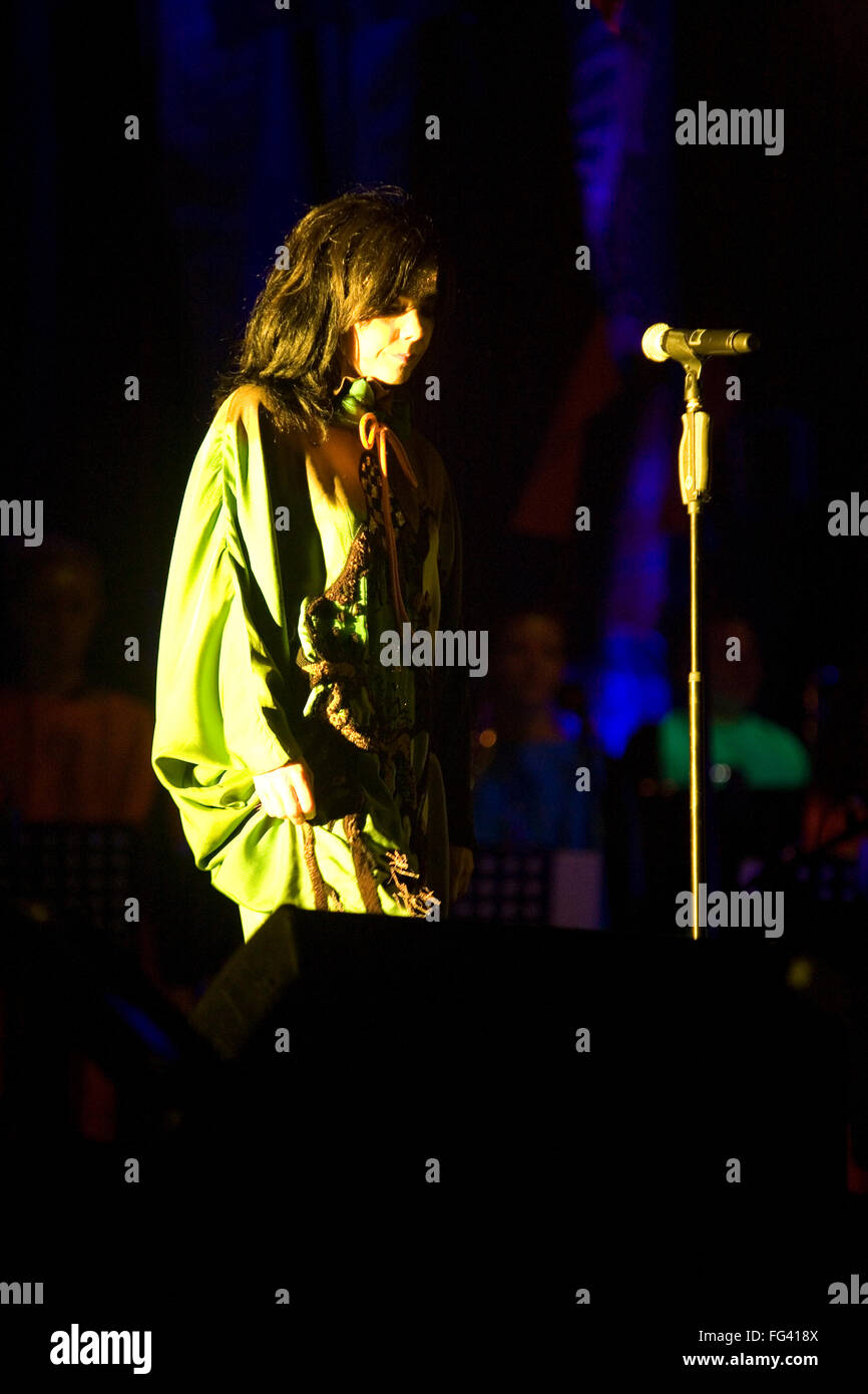 Icelandic singer bjork hi-res stock photography and images - Alamy