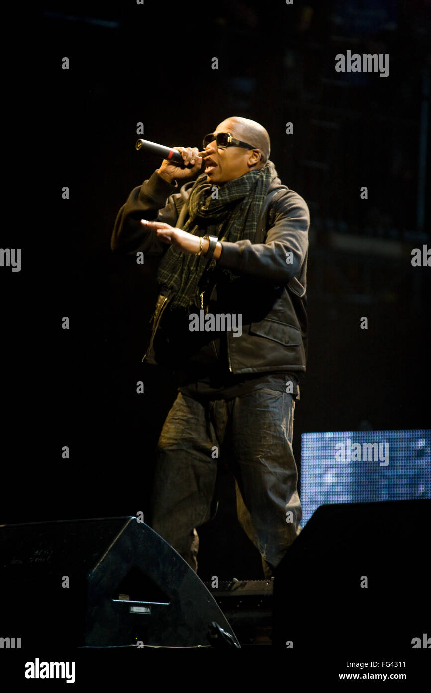 American artist Jay-Z , Jay Z headlining the Pyramid Stage at ...