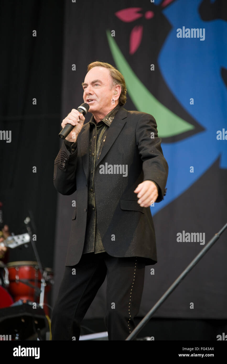 Neil diamond hi-res stock photography and images - Alamy