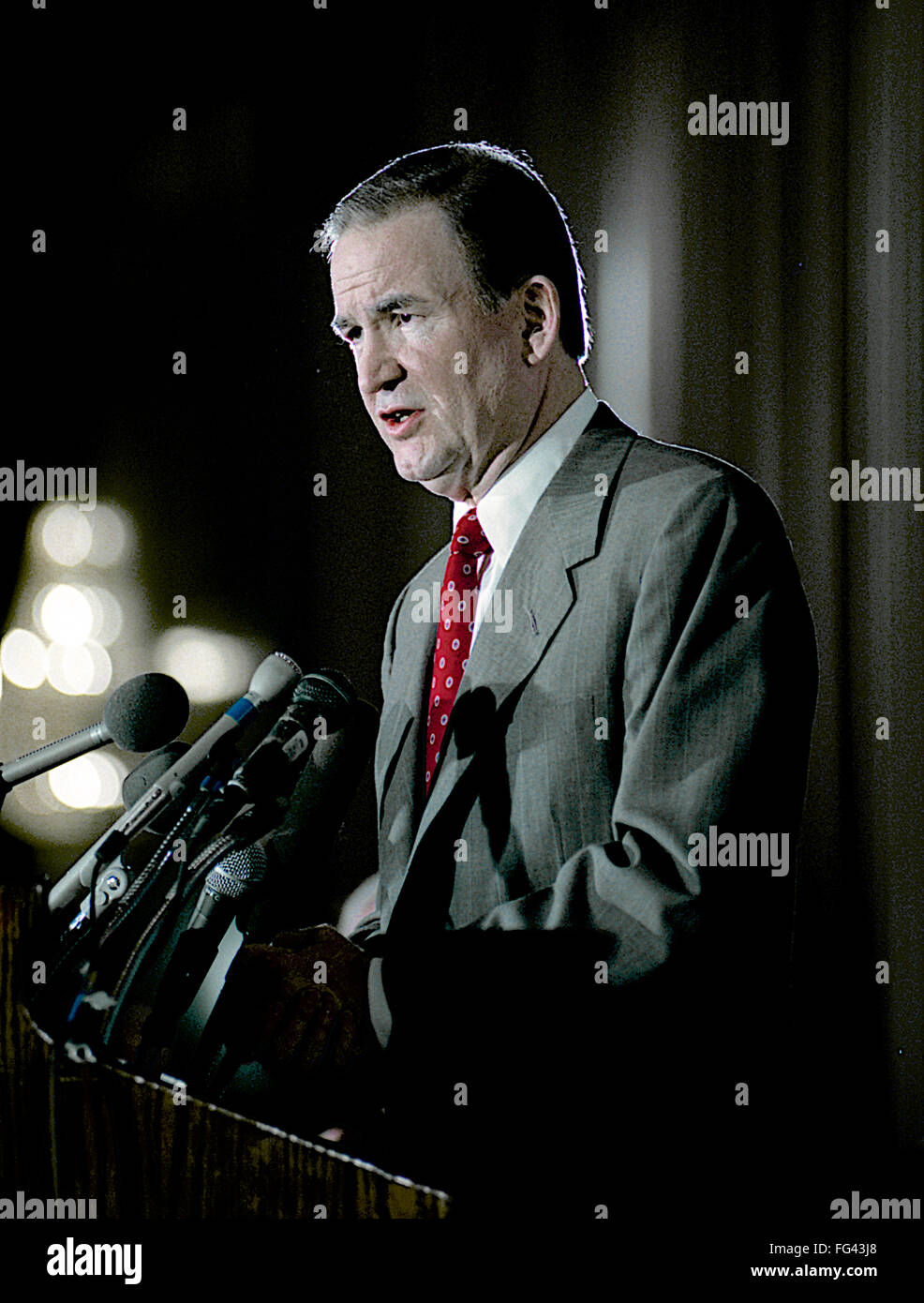 Washington, DC., USA, 19th February, 2-19-1992 Pat Buchanan addresses ...