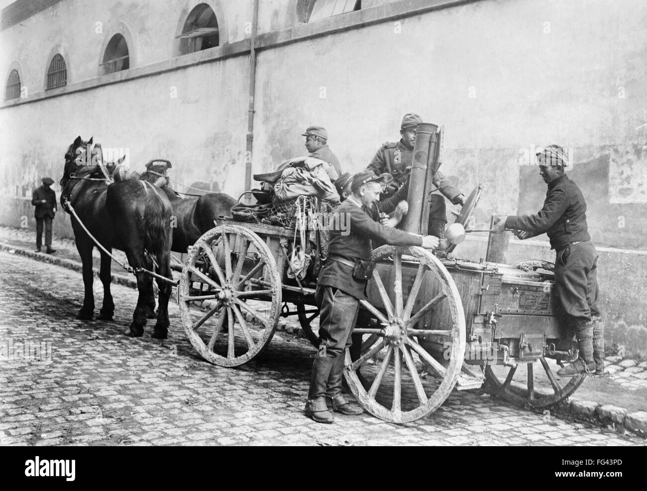 WWI: FIELD KITCHEN, 1914. /nA German field kitchen at CompiΦgne, France ...