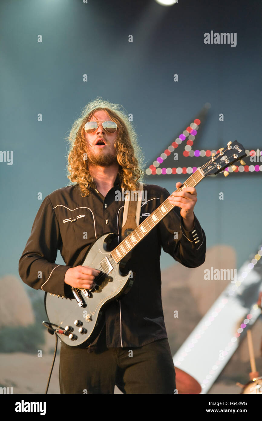Abi harding zutons performing live hi-res stock photography and images ...