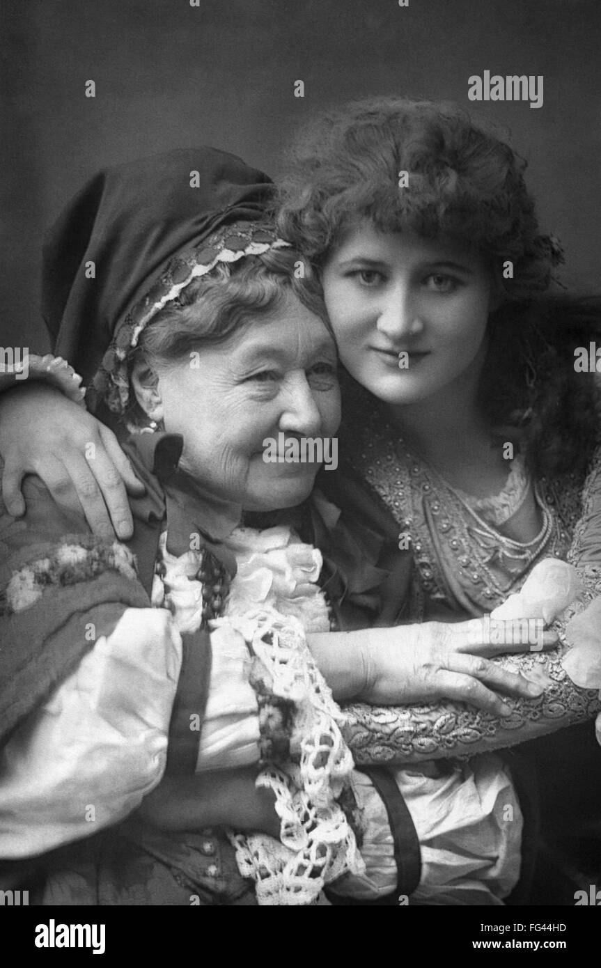 MARY ANDERSON (1859-1940). /nAmerican stage actress. As Juliet, with ...
