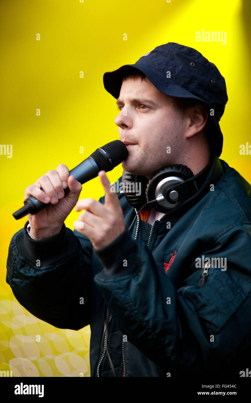 Mike Skinner singer in the Streets performing on the Jazz stage ...