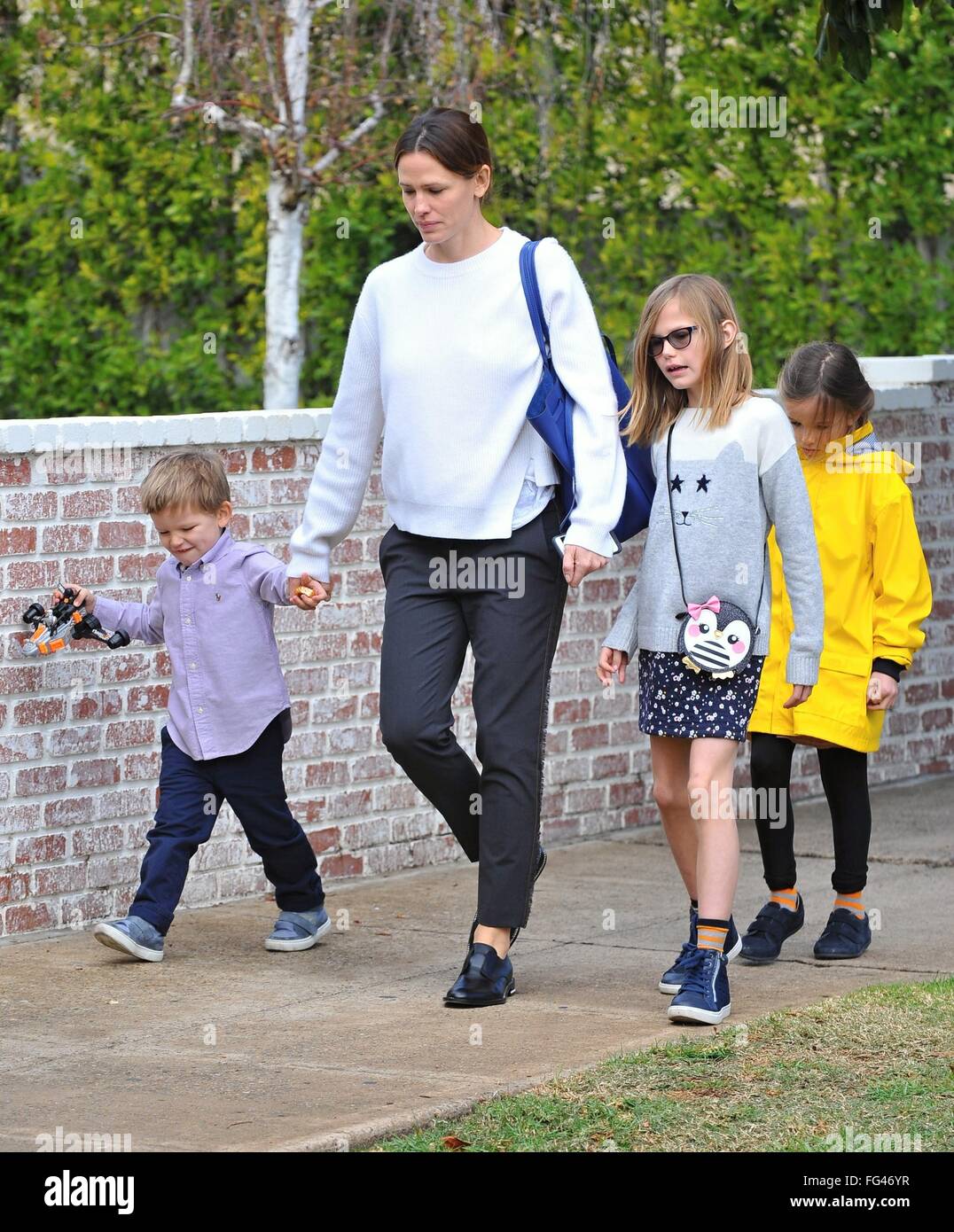 Jennifer Garner out and about in Brentwood with her three children ...