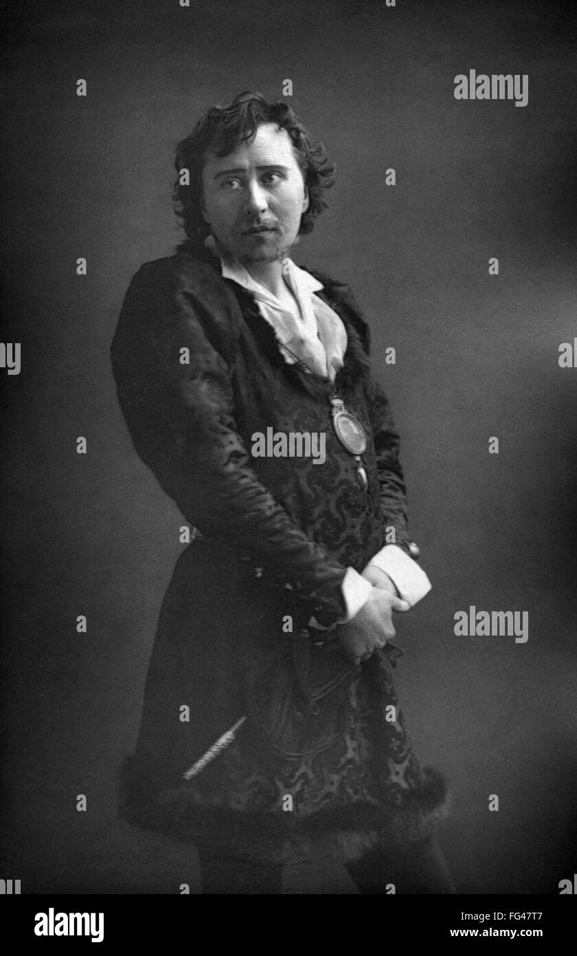 SIR HERBERT BEERBOHM TREE /n(1853-1917). English actor and theatre ...