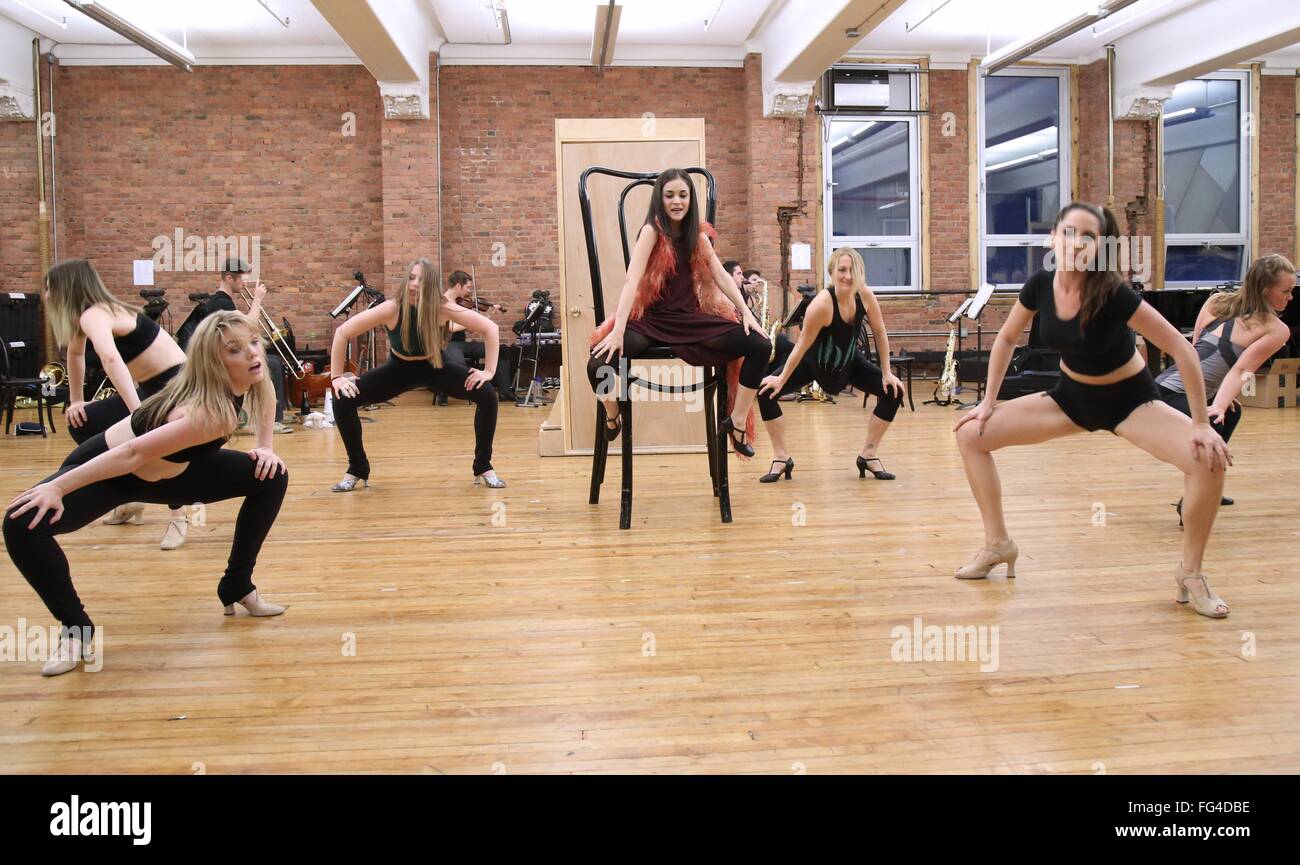 Press preview for the Roundabout Theatre Company's National tour ...