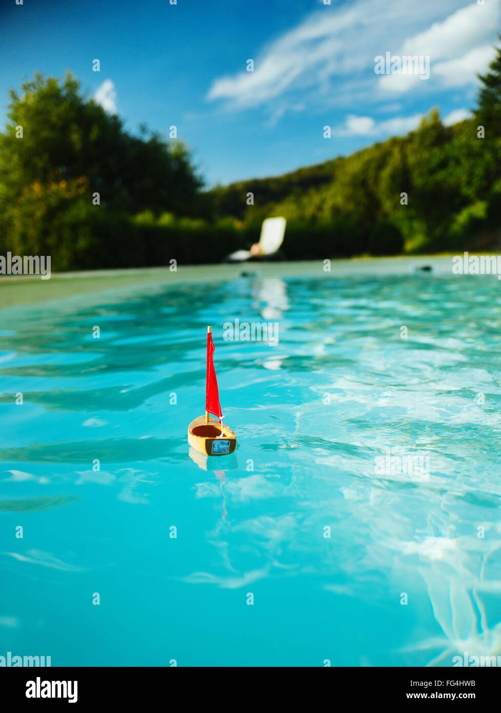 Floating sky pool hi-res stock photography and images - Alamy