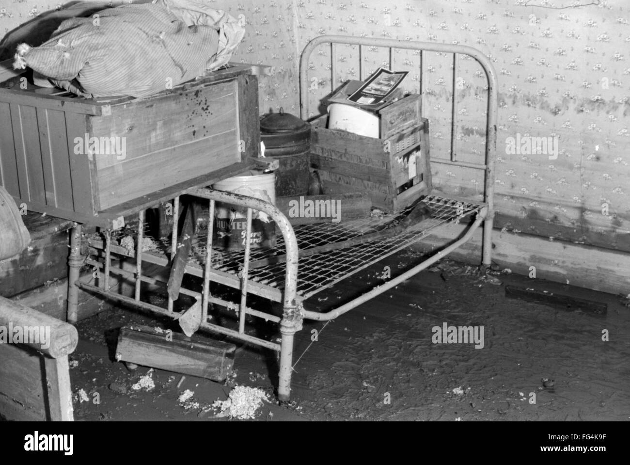TENNESSEE: FLOODED HOUSE. /nInterior of a flood damaged farmhouse near ...