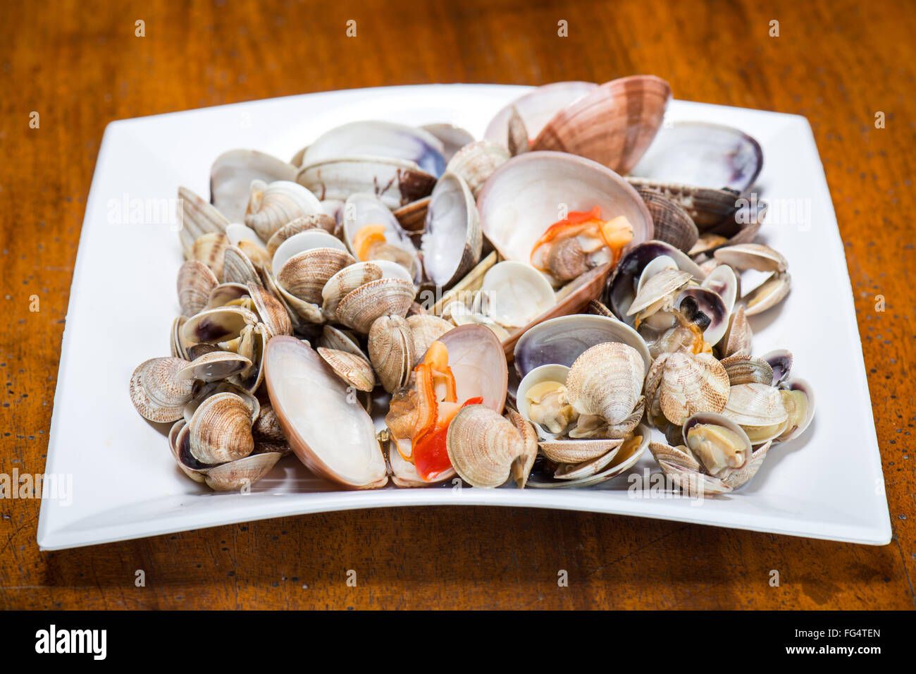 Cooked cockles hi-res stock photography and images - Alamy