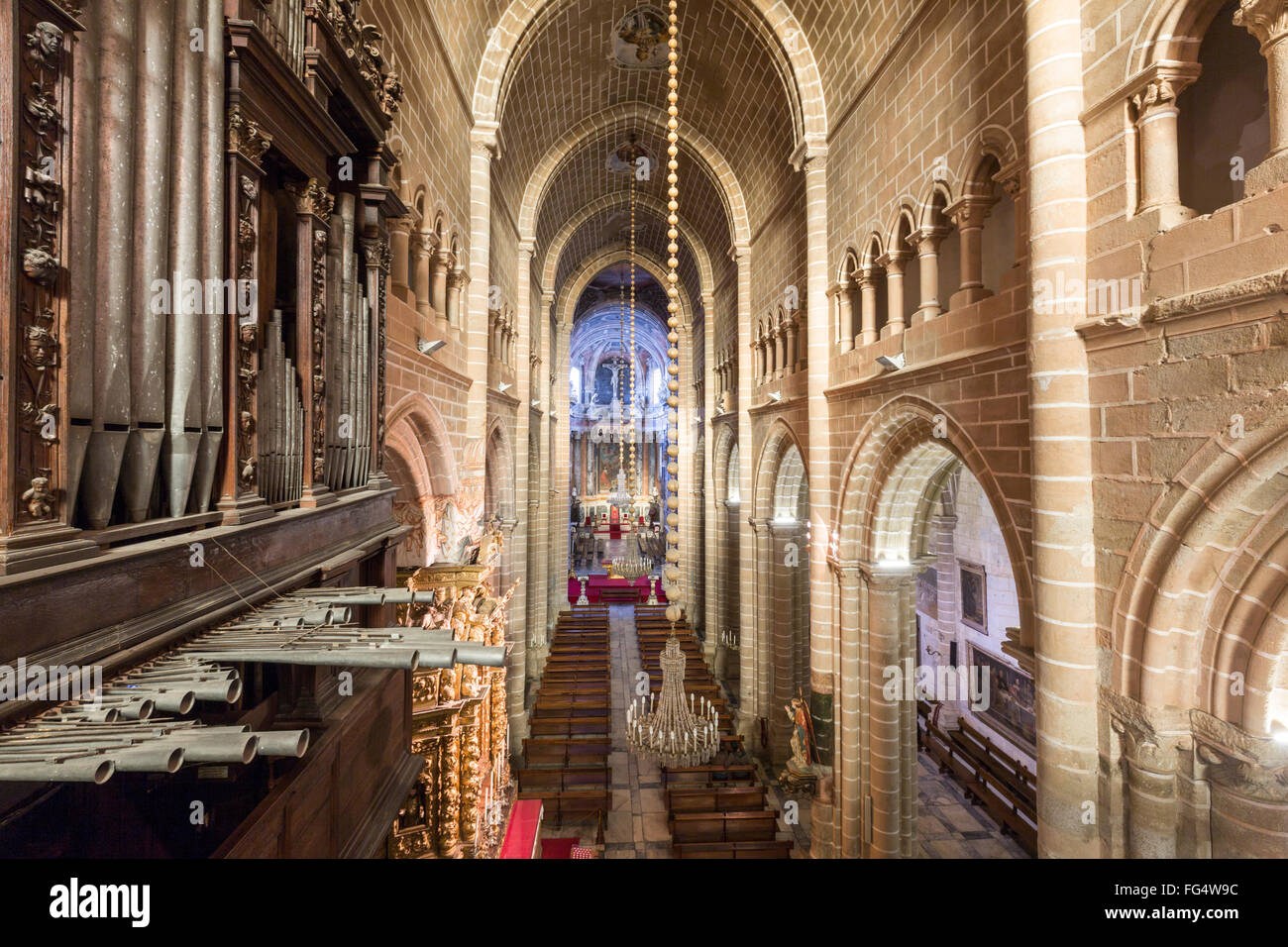 View of the central nave of Évora Cathedral from the choir. Cathedral ...