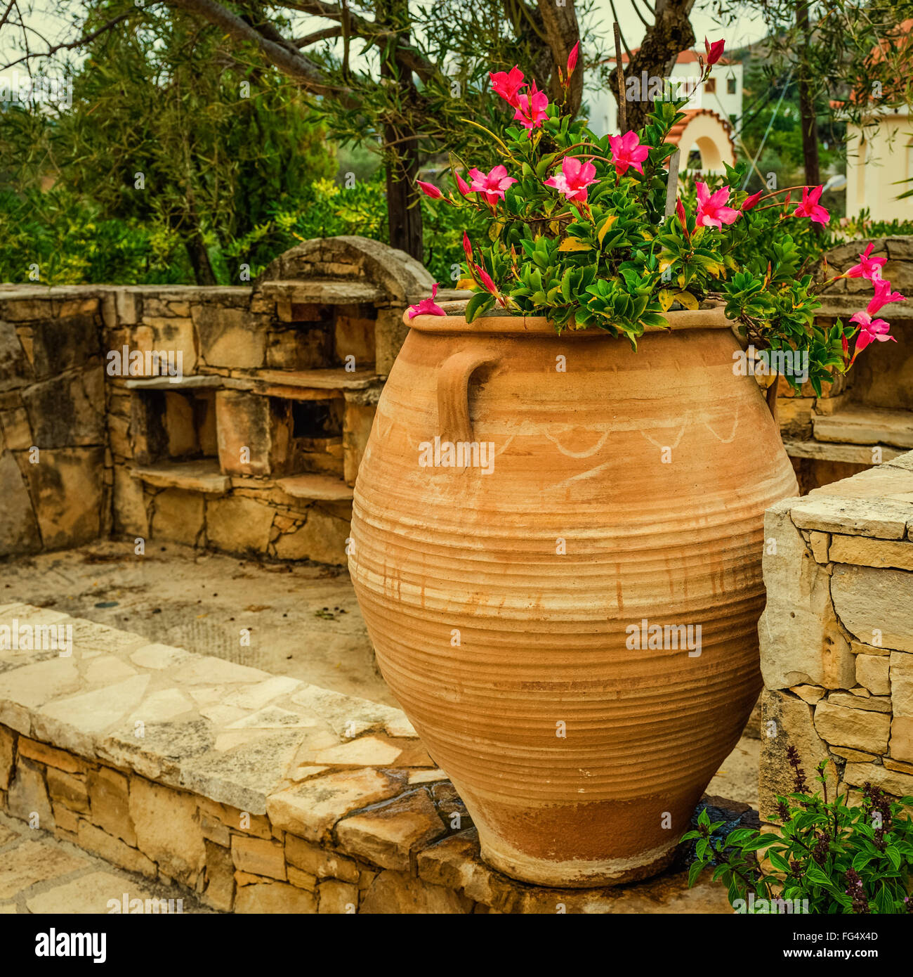 Greek garden benches hi-res stock photography and images - Alamy