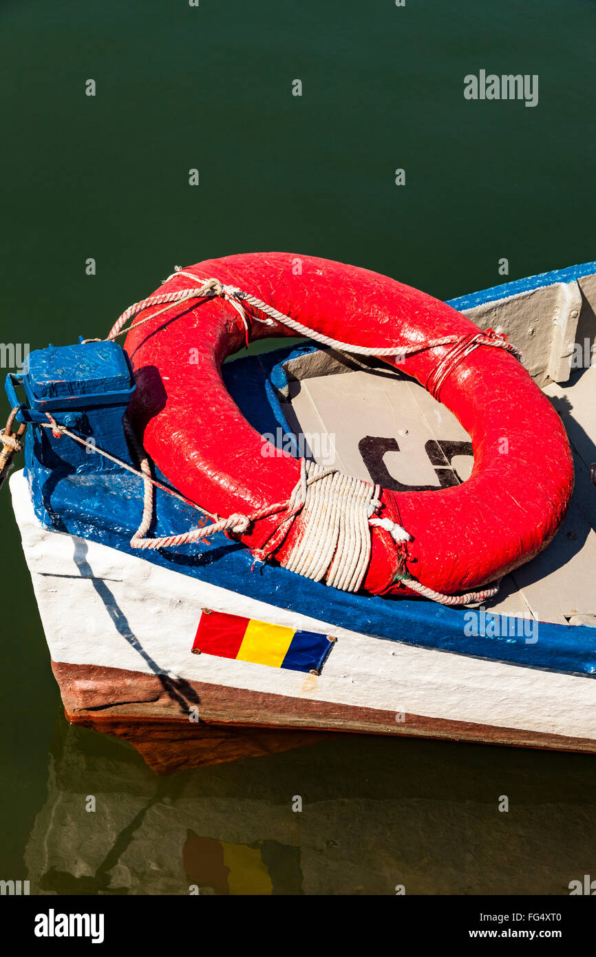Red And White Lifebelt High Resolution Stock Photography and Images - Alamy