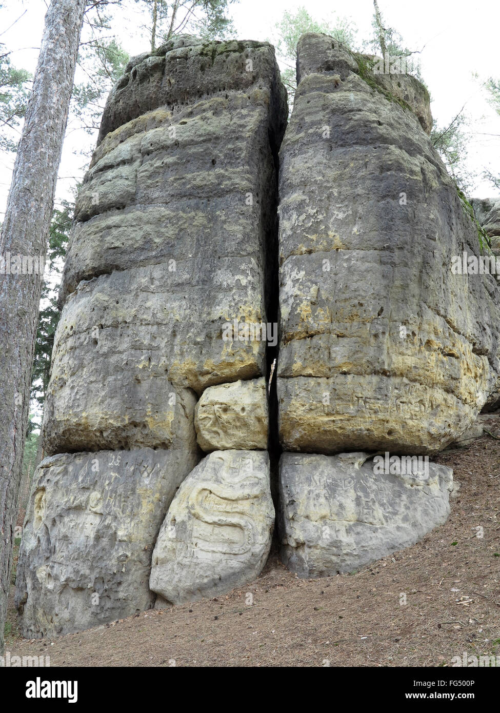 Rock snake hi-res stock photography and images - Alamy