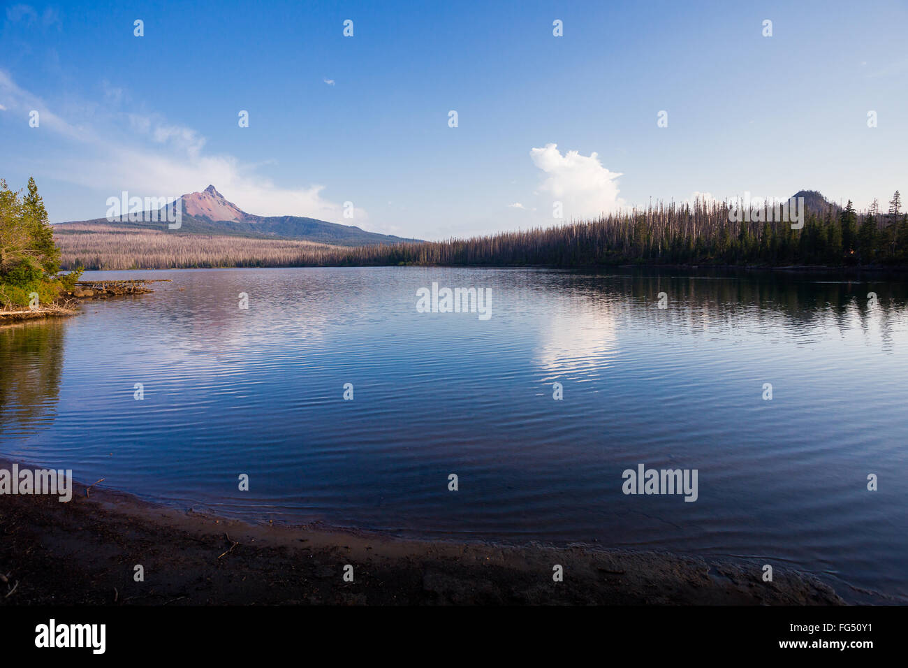 Big Lake at the base of Mt Washington, one of the tallest mountains on ...