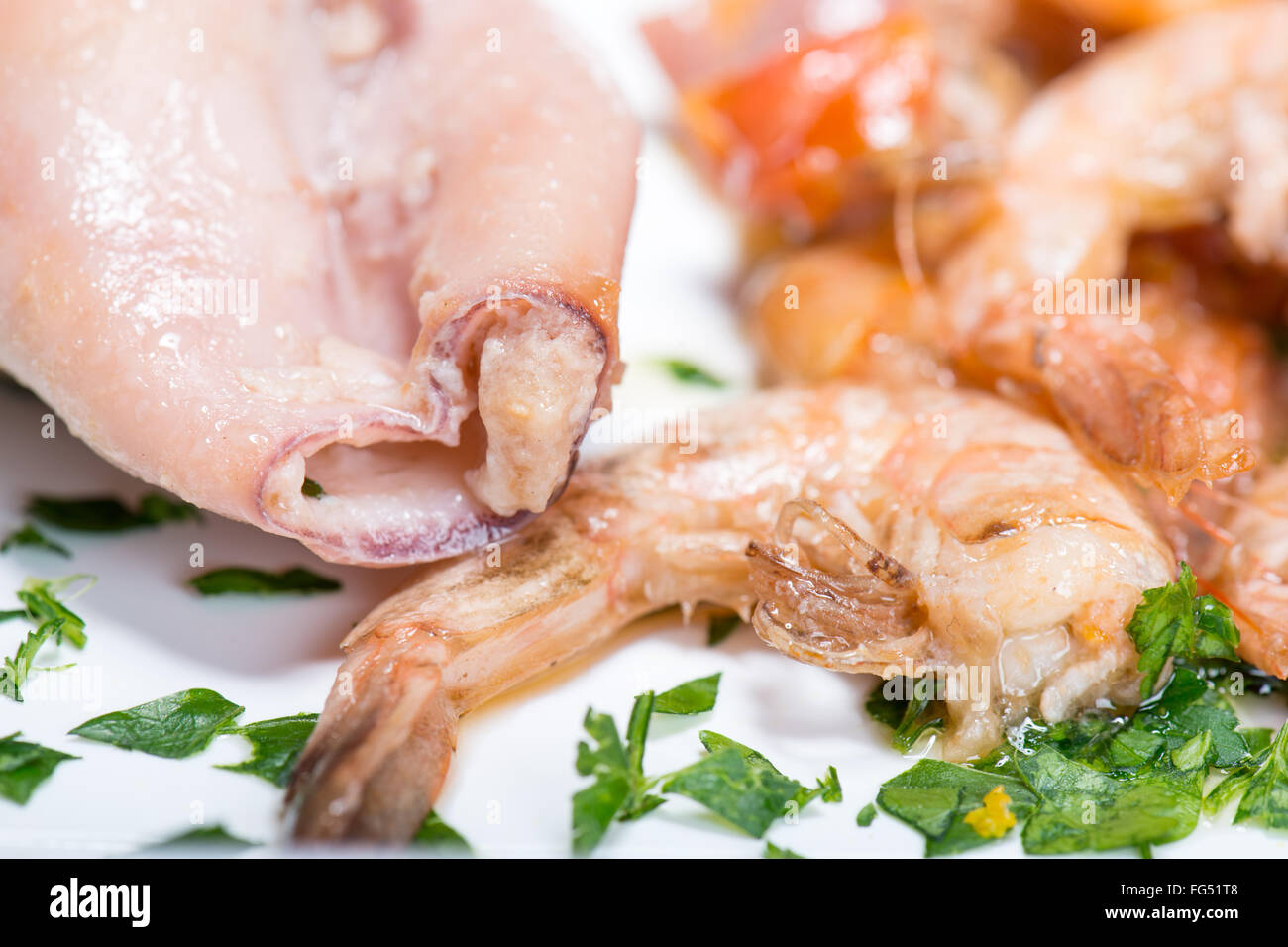 Stuffed squid fried with shrimp Stock Photo - Alamy