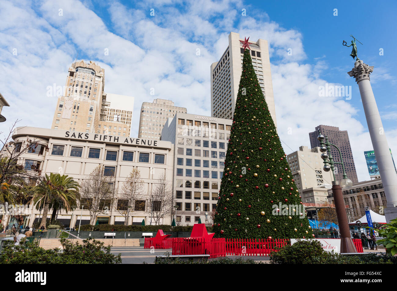 Christmas tree on the Union Square in San Francisco, California Stock ...