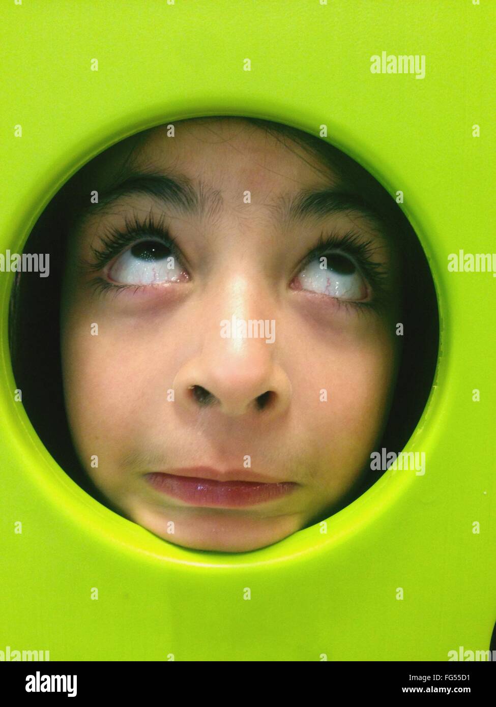Face through hole hi-res stock photography and images - Alamy