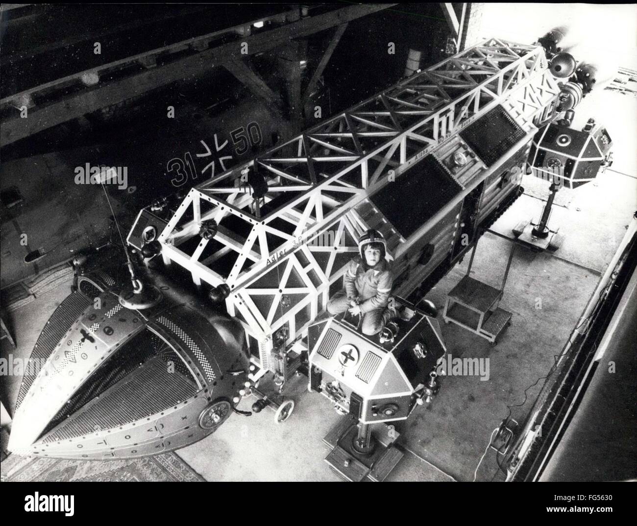 1980 - A Bavarian Home-Mechanic Constructed A Space - Ship: A original ...