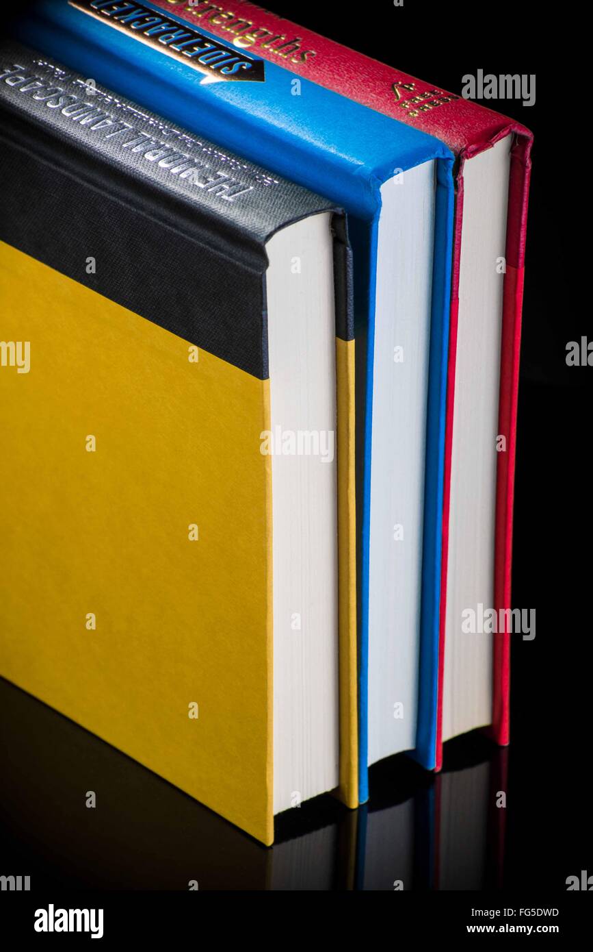 Leadership books hi-res stock photography and images - Alamy