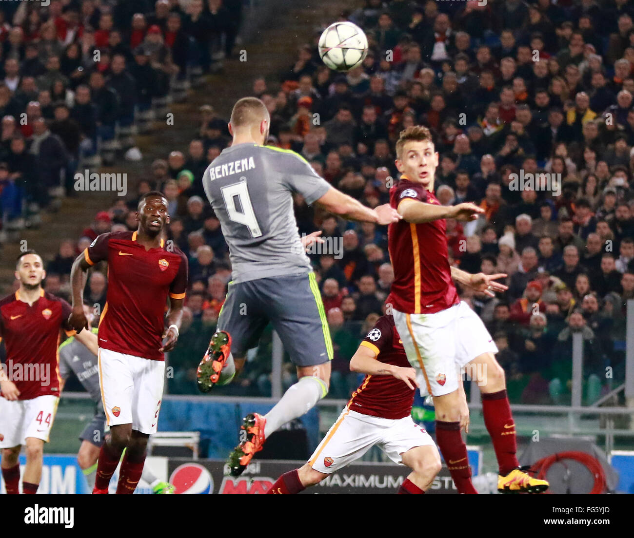 Benzema 2016 champions league hi-res stock photography and images - Alamy