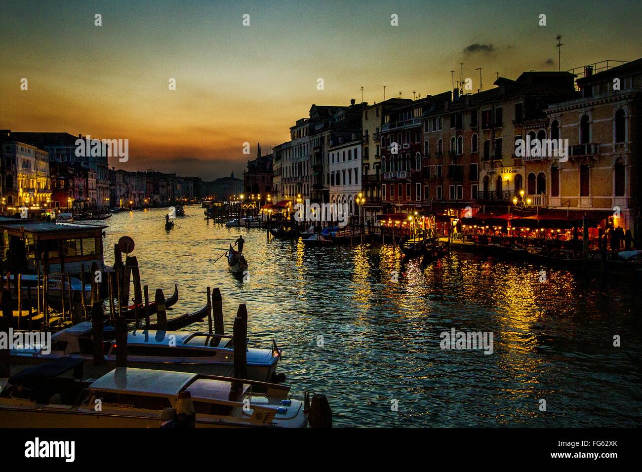 Horizontal canal hi-res stock photography and images - Alamy