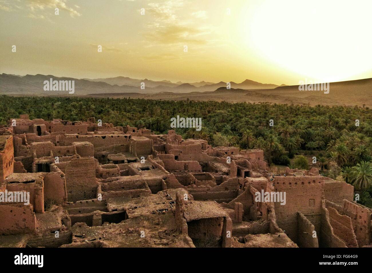 Ancient structures hi-res stock photography and images - Alamy