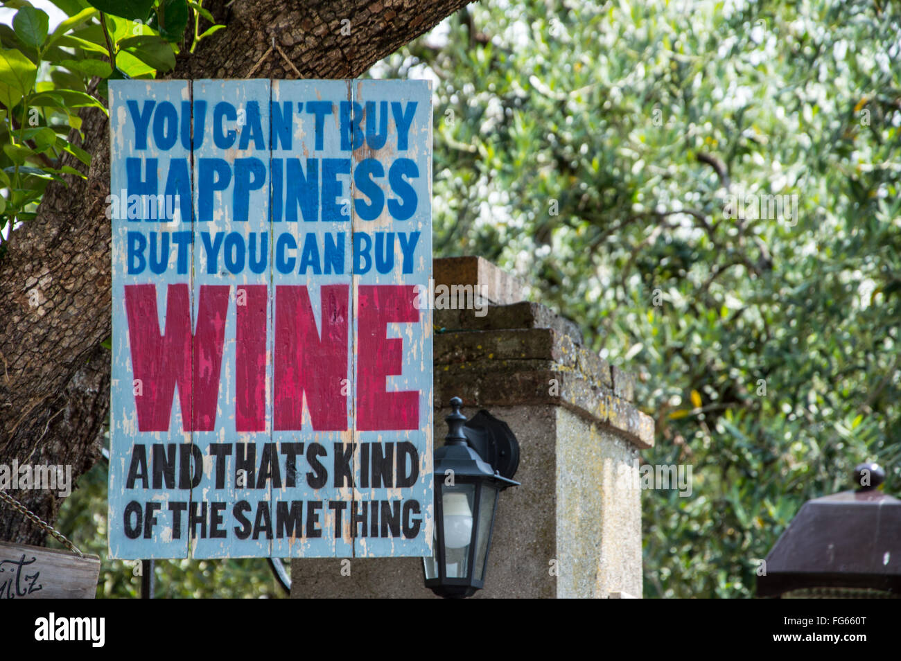 Liquor building hi-res stock photography and images - Alamy