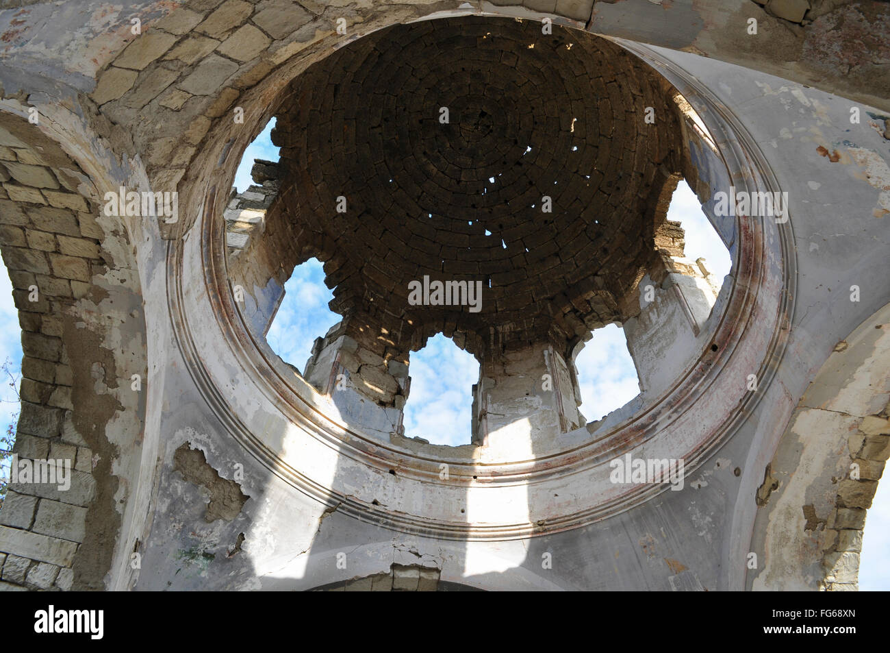 Dome of the old ruined church Stock Photo - Alamy