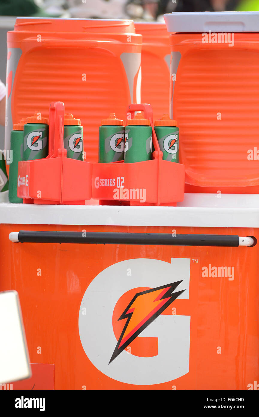 Gatorade bottles hi-res stock photography and images - Alamy