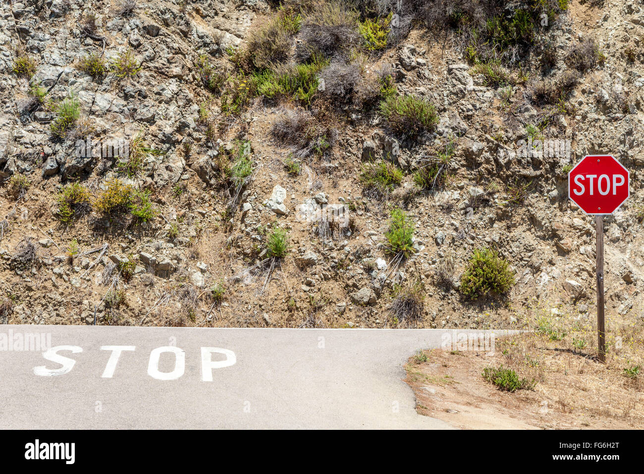 Desert travel stop hi-res stock photography and images - Alamy