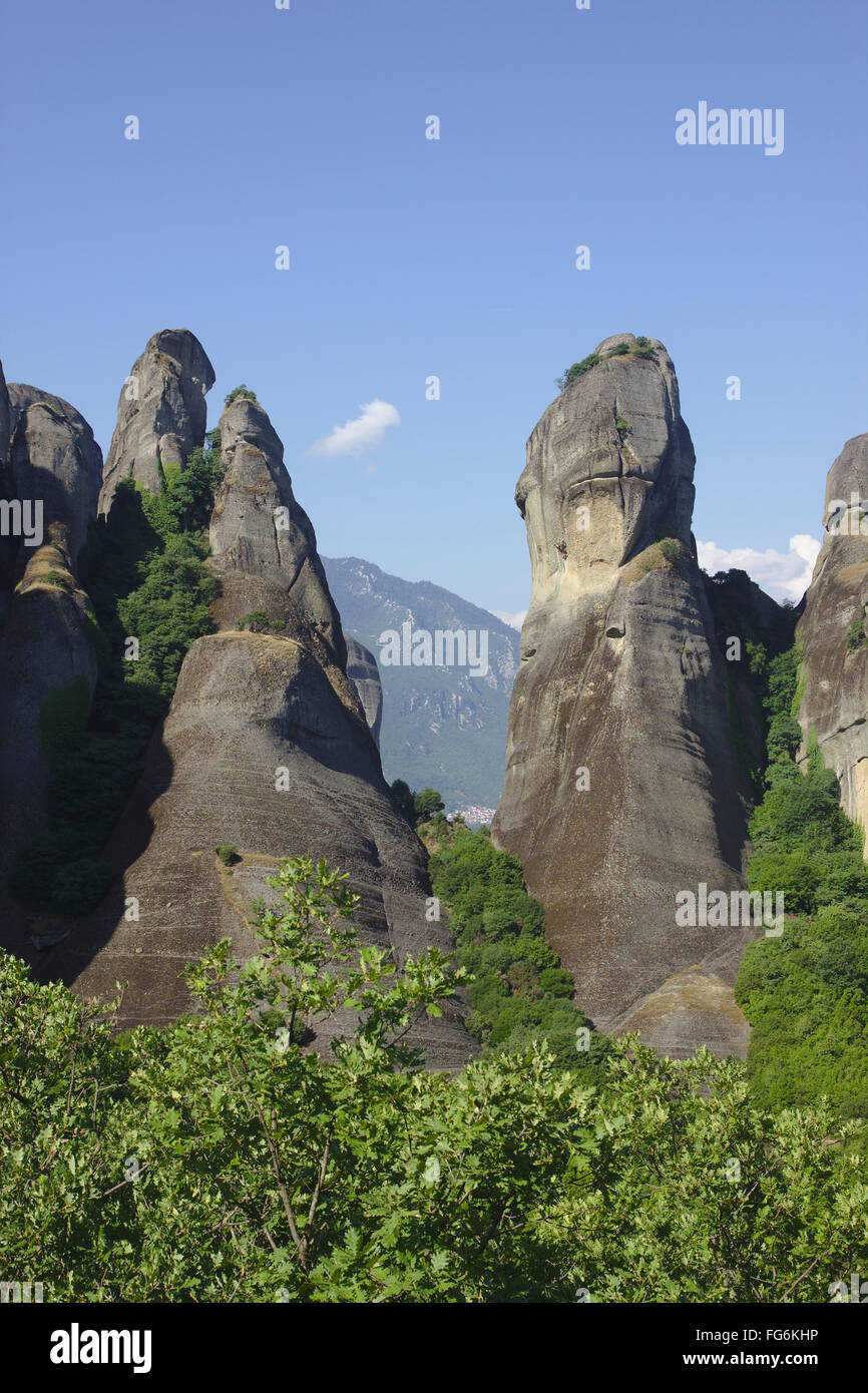 Rock formations meteora greece hi-res stock photography and images - Alamy