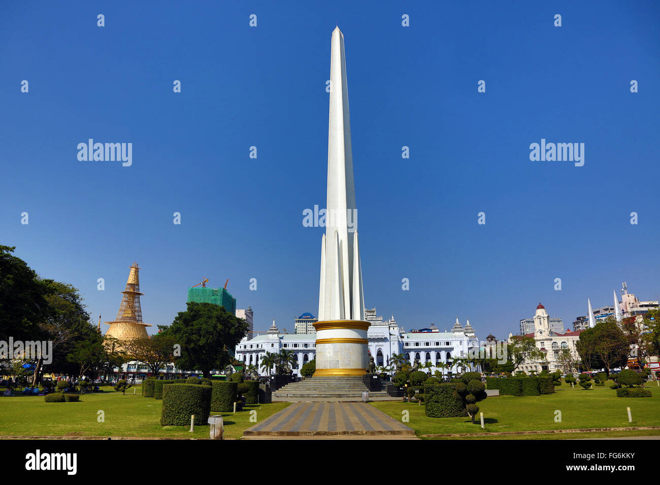 Independence Monument in Maha Bandola Garden park, Yangon, Myanmar ...