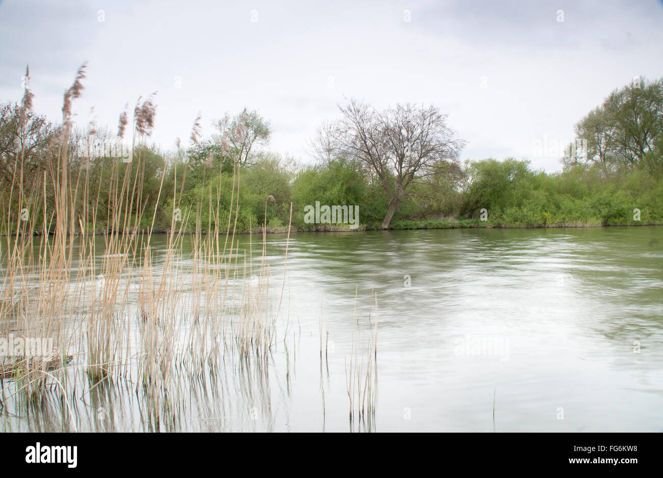 Sonning reading hi-res stock photography and images - Alamy