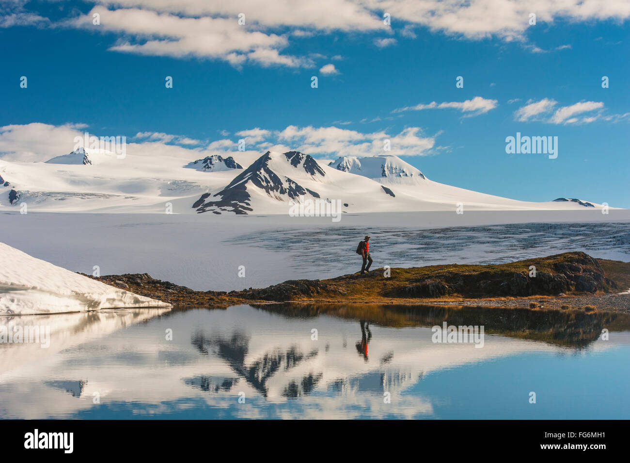 Nunatak hi-res stock photography and images - Alamy