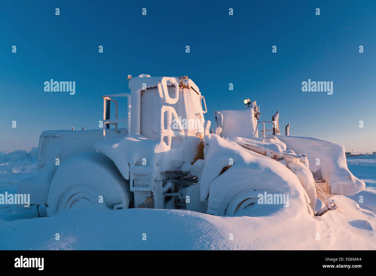 Prudhoe bay oil field hi-res stock photography and images - Alamy
