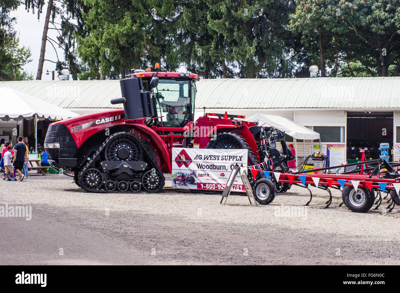Case 370 agricultural tractor on display at the Clackamas County Fair ...