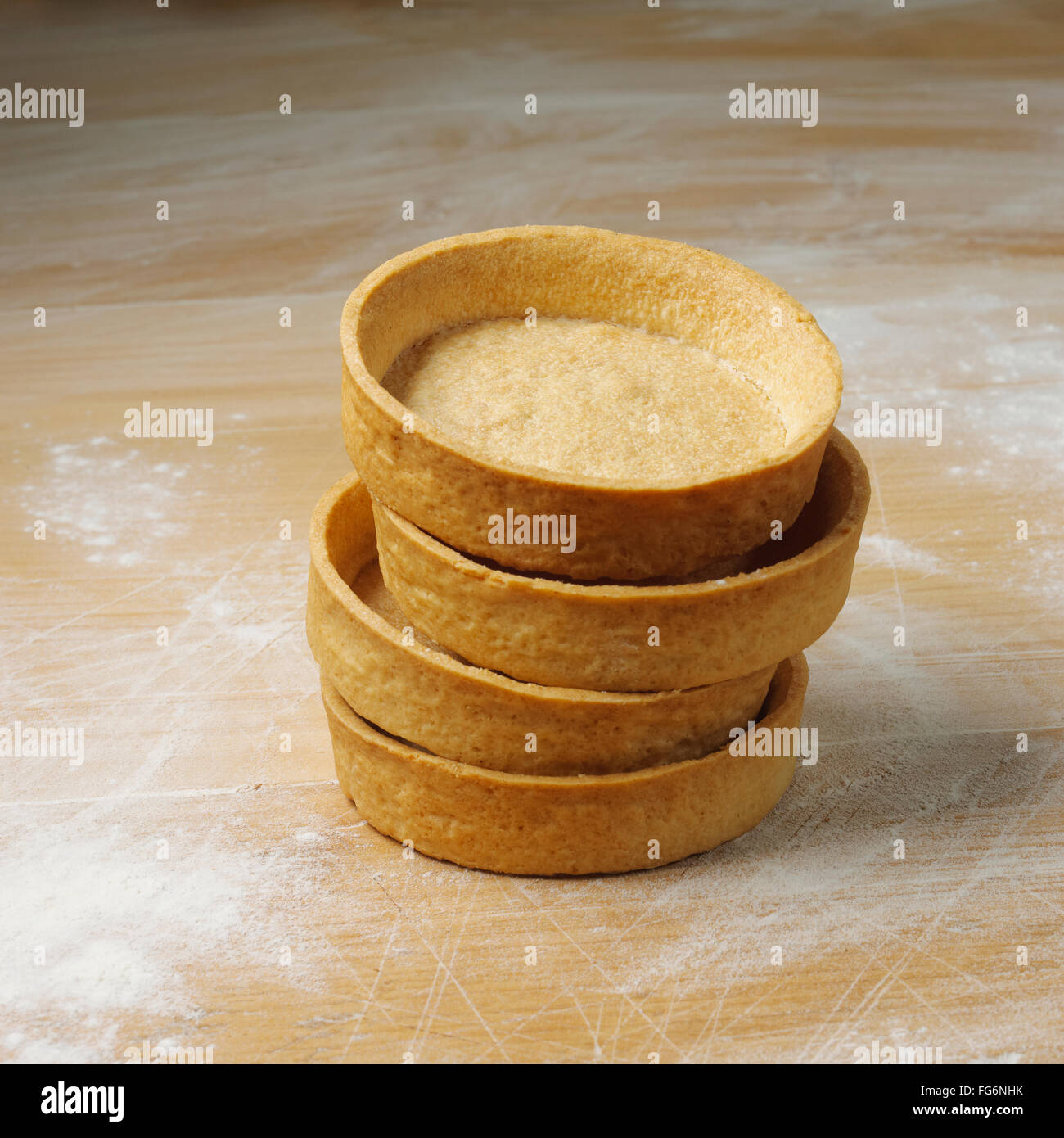 Floured counter hi-res stock photography and images - Alamy