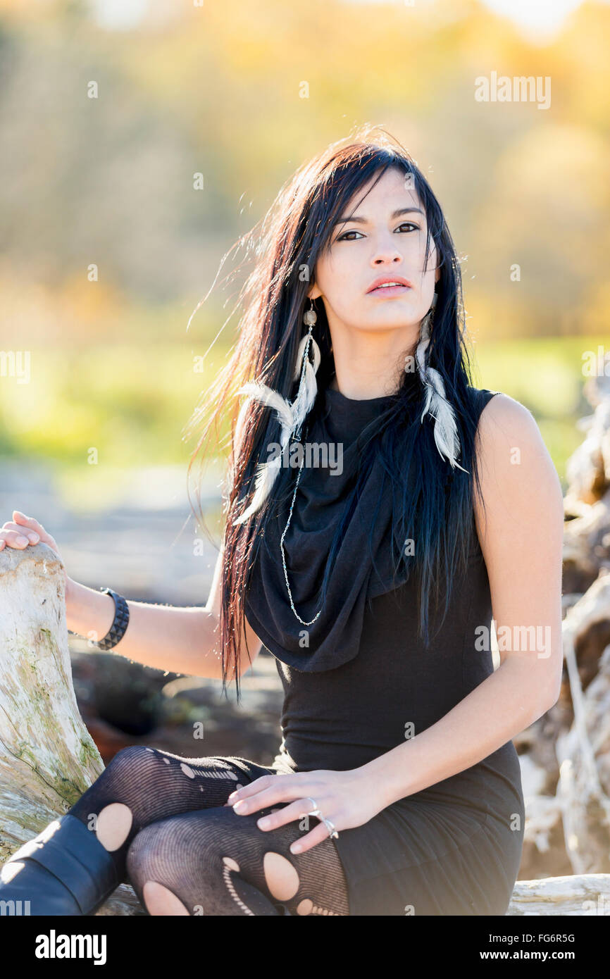 Aboriginal model hi-res stock photography and images - Alamy
