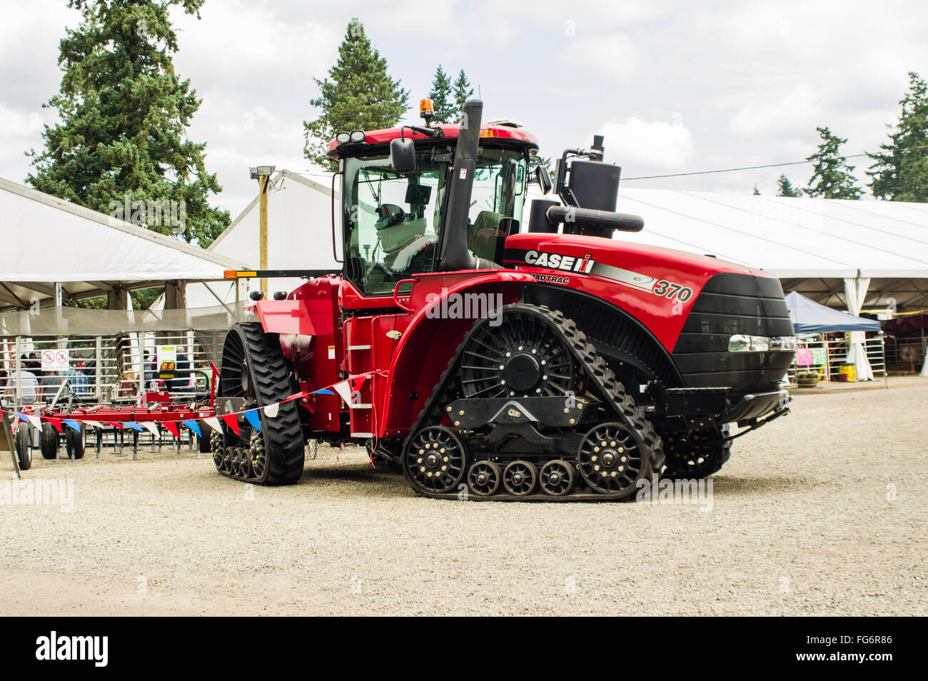 Case 370 tractor on display at the Clackamas County Fair, Canby, Oregon ...