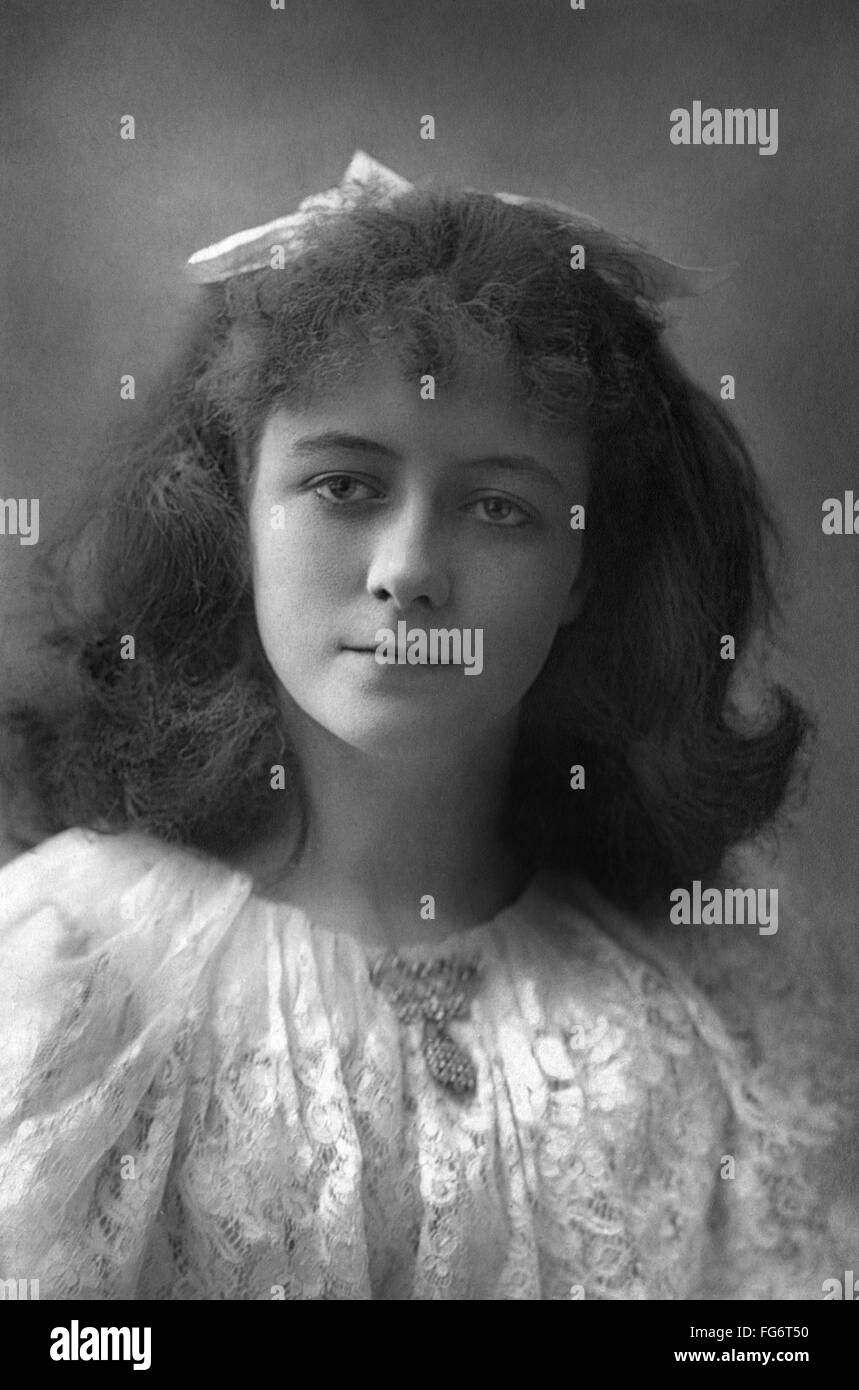 CECILIA LOFTUS (1876-1943). /nScottish actress and singer. Photograph ...