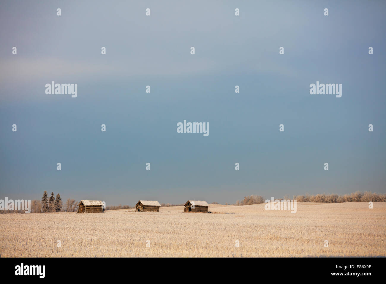 Old out building hi-res stock photography and images - Alamy