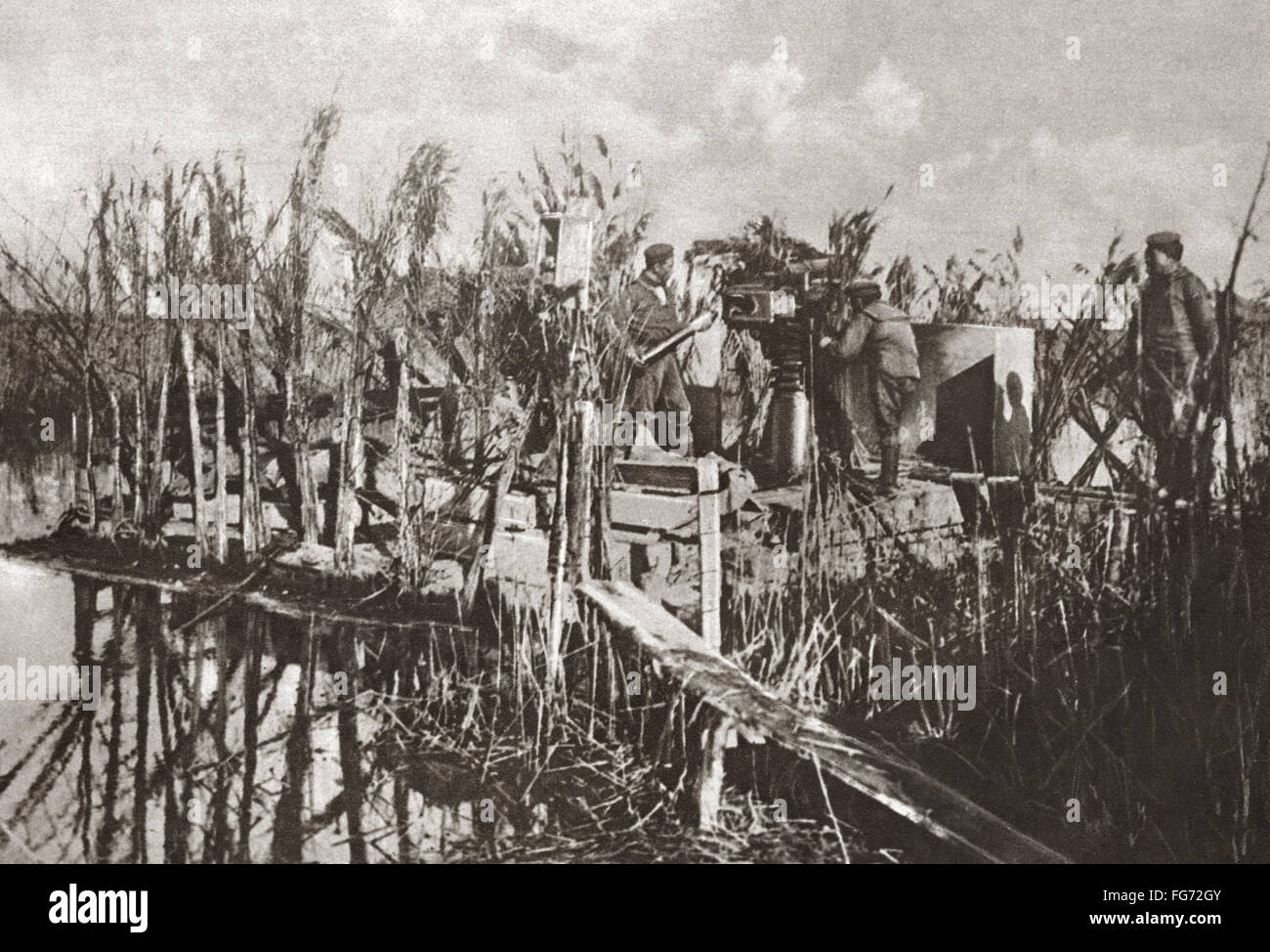 WORLD WAR I: PIAVE RIVER. /nArtillery of the Royal Italian Marine ...