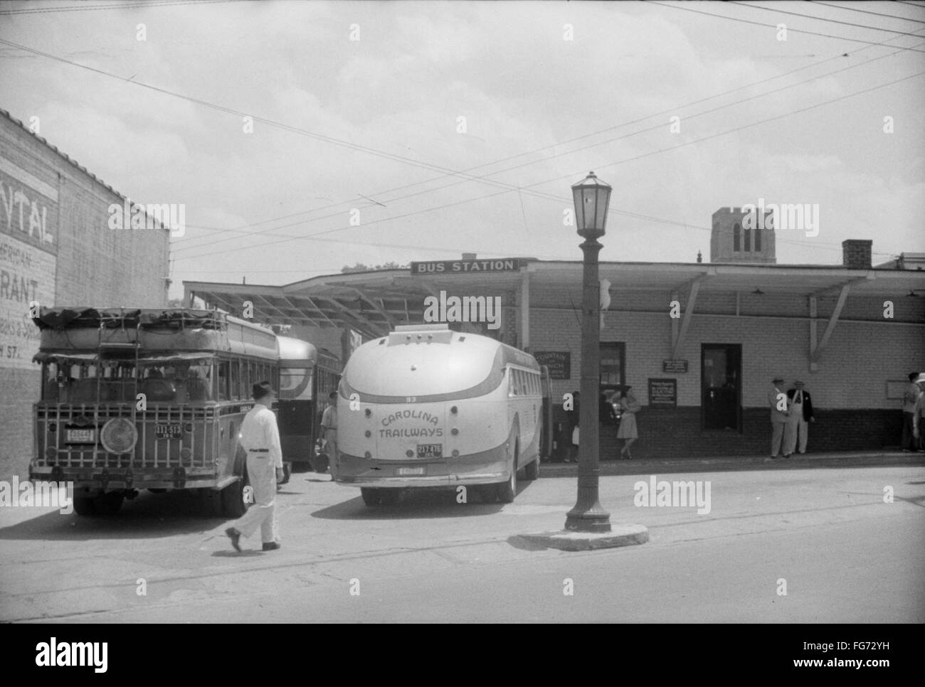 1940 may hi-res stock photography and images - Alamy